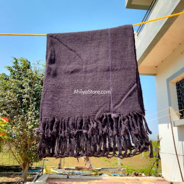 Buy Dhangari Ghongadi Online - Sheep Wool Blanket | AhilyaStore