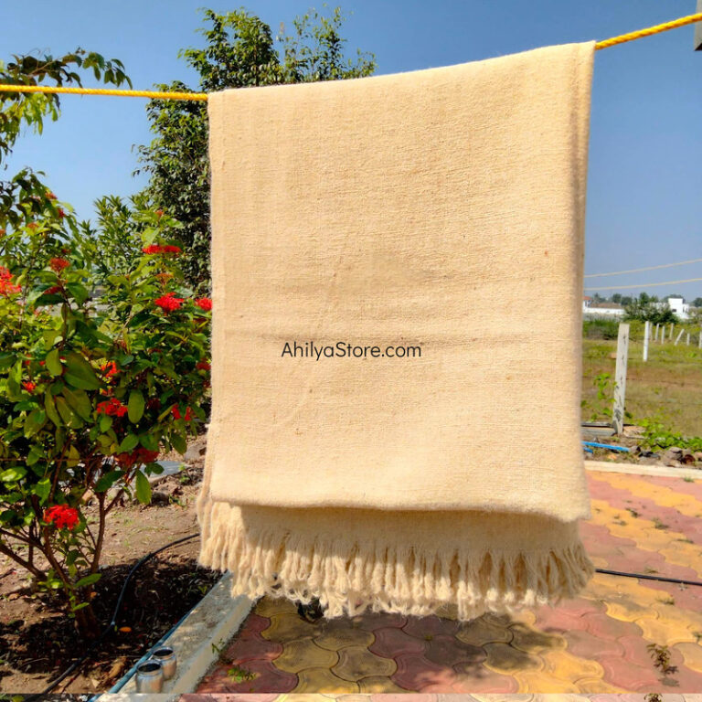 Buy Dhangari Ghongadi Online - Sheep Wool Blanket | AhilyaStore